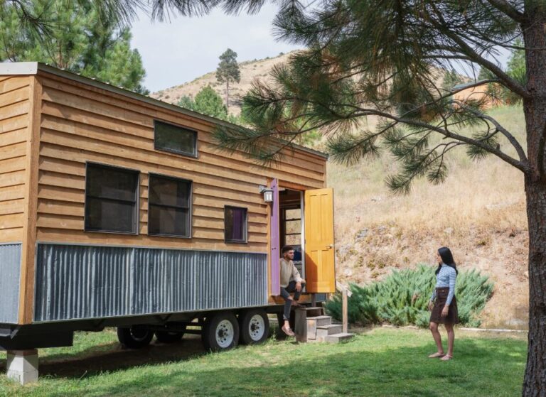 7 Eco-Friendly House Examples and their Features (2026 Guide)